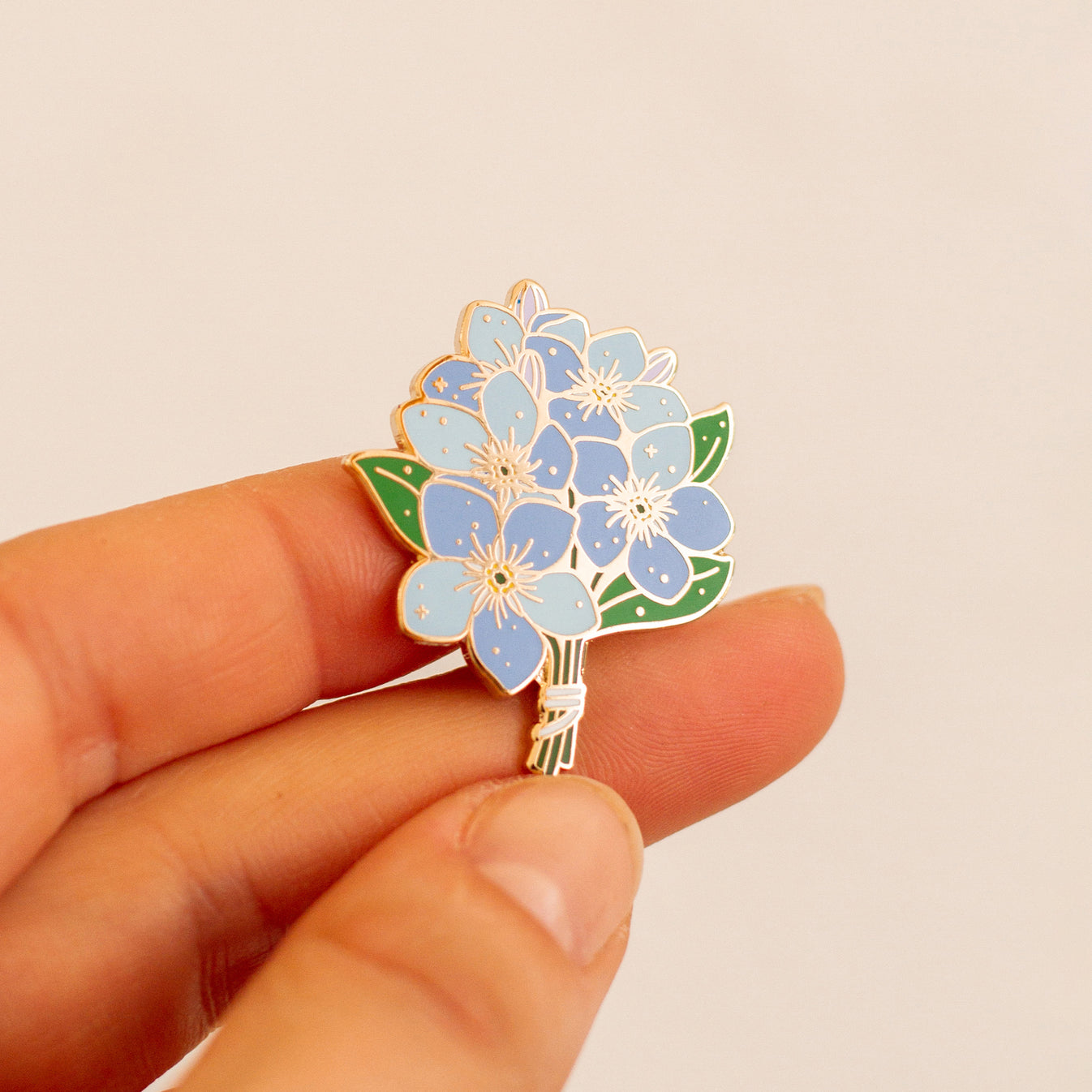 Forget-Me-Not Enamel Pin – occasionalish