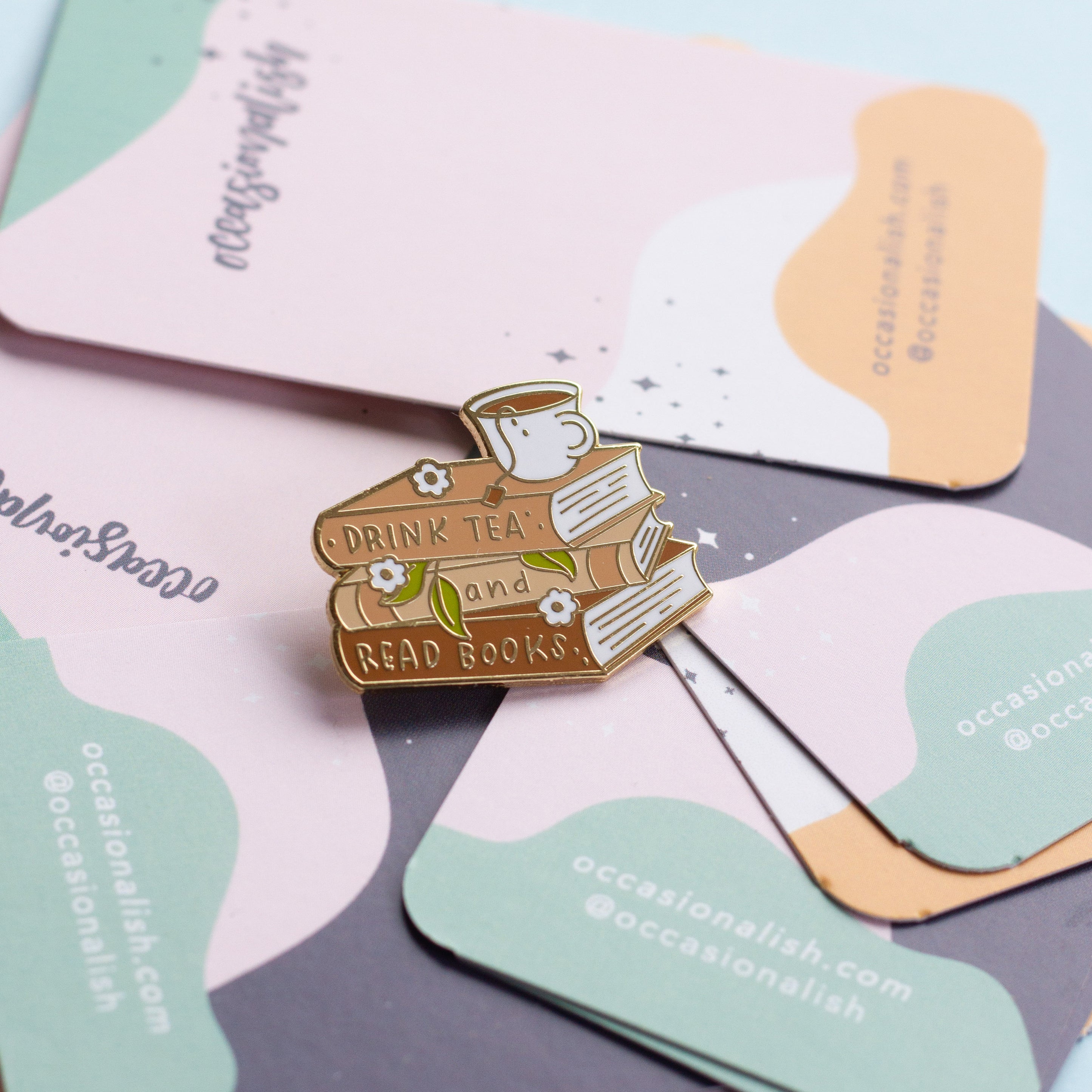 Tea and Books Enamel Pin – occasionalish